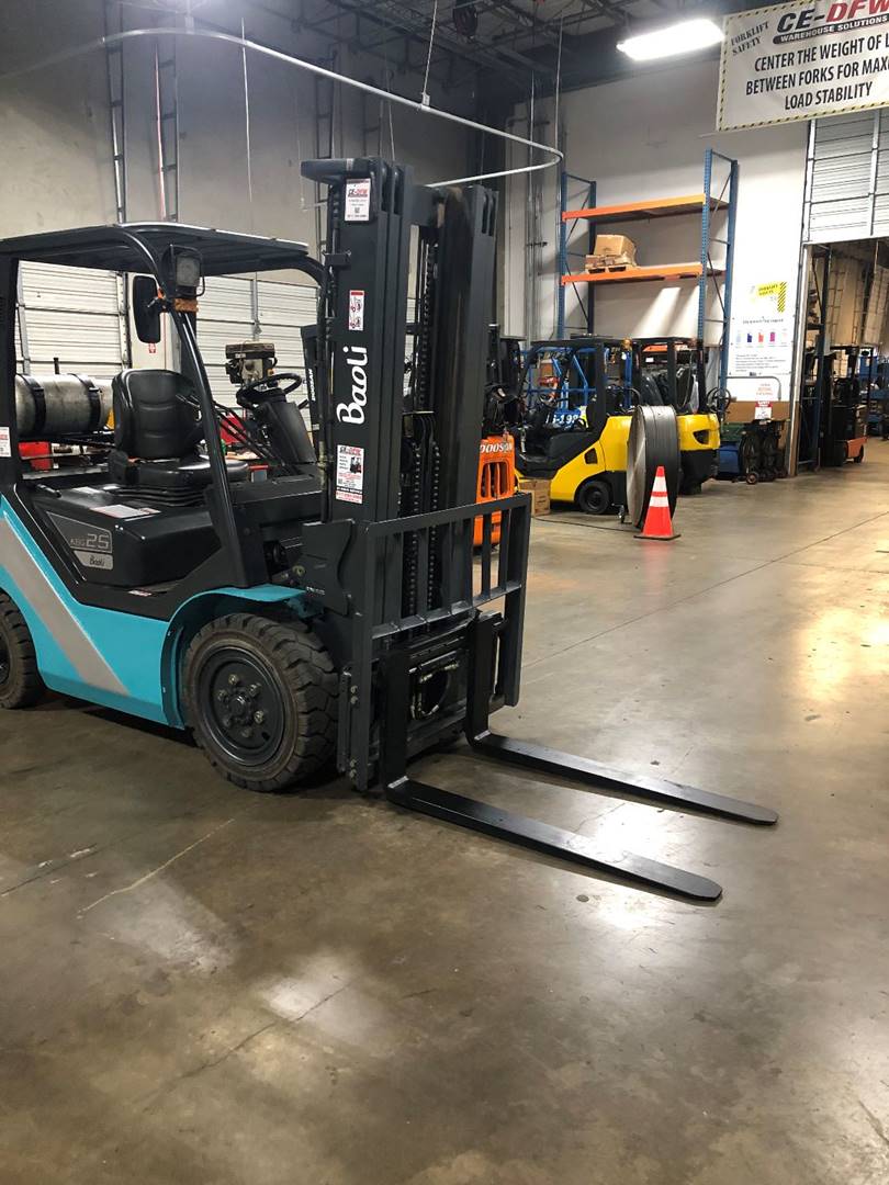 2015 LP Gas Baoli KBG25 Pneumatic Tire 4 Wheel Sit Down