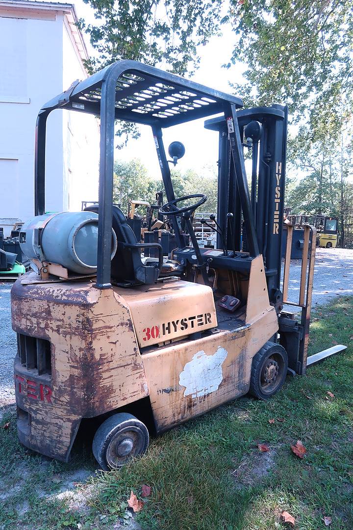 1987 LP Gas Hyster S30XL Cushion Tire 4 Wheel Sit Down (Indoor Warehouse)