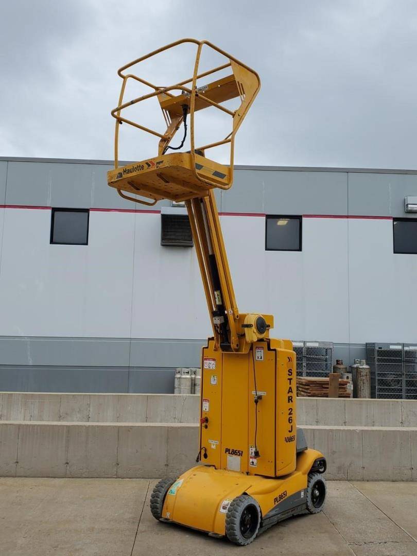 2011 Electric Haulotte Group STAR 26J Articulated Boom