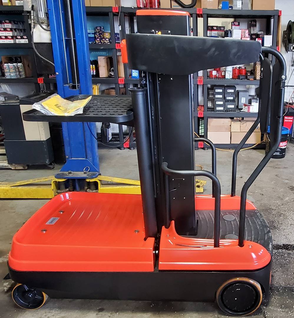 A wide selection of Heli equipment with 35 in stock and available for ...