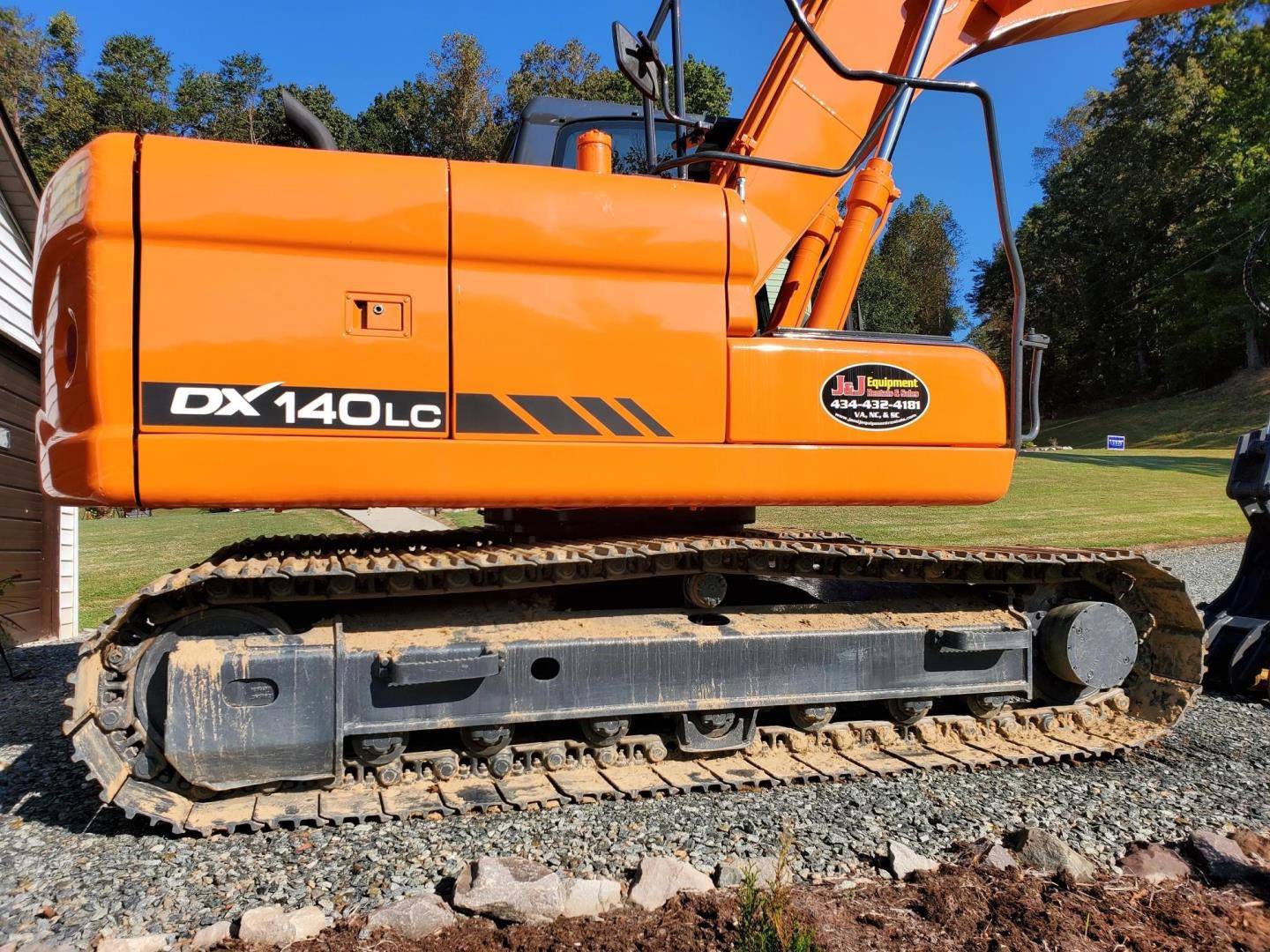 2012 Doosan DX140 LC Earth Moving and Construction