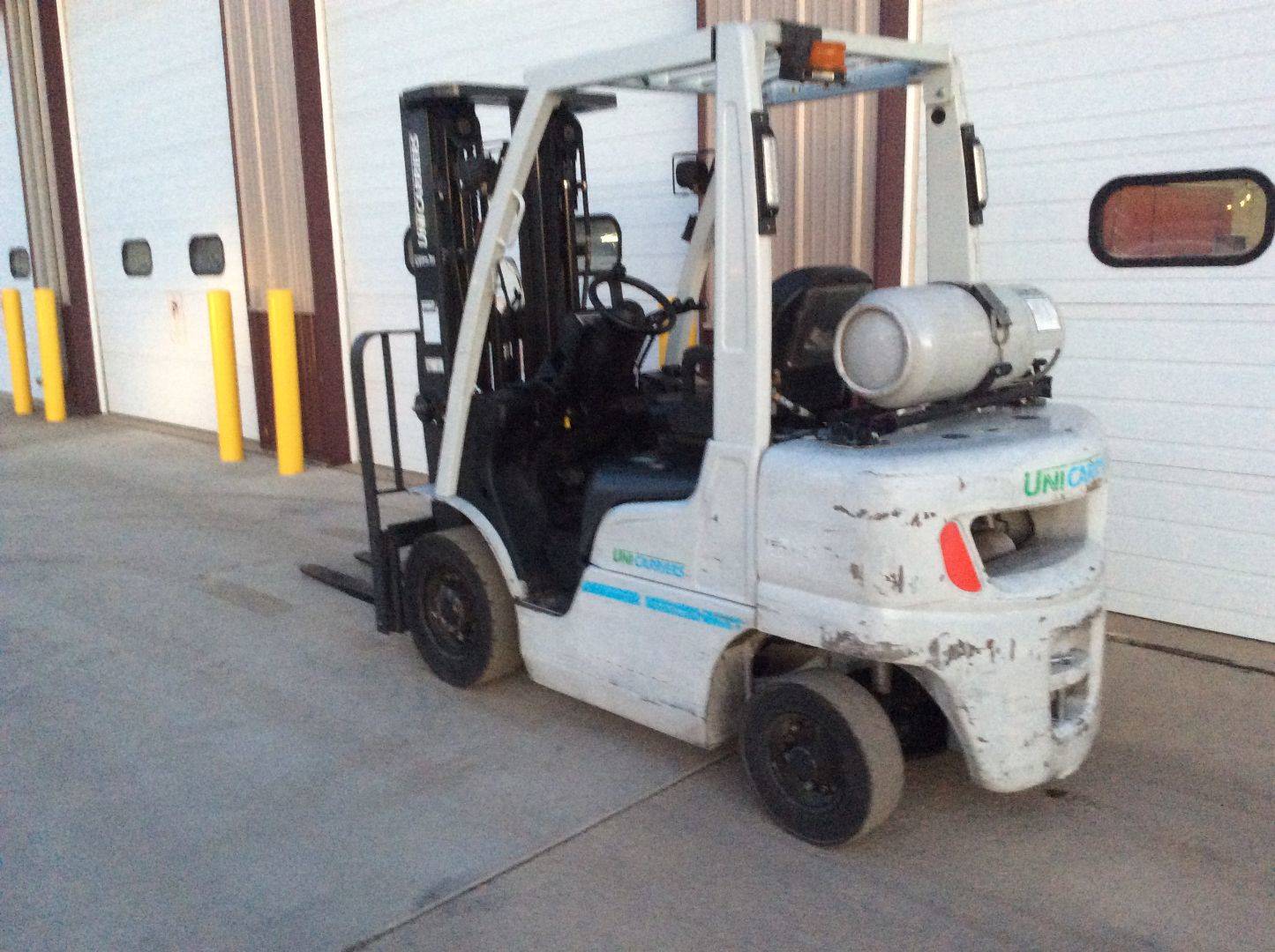 2016 LP Gas Unicarriers PF50LP Pneumatic Tire 4 Wheel Sit Down