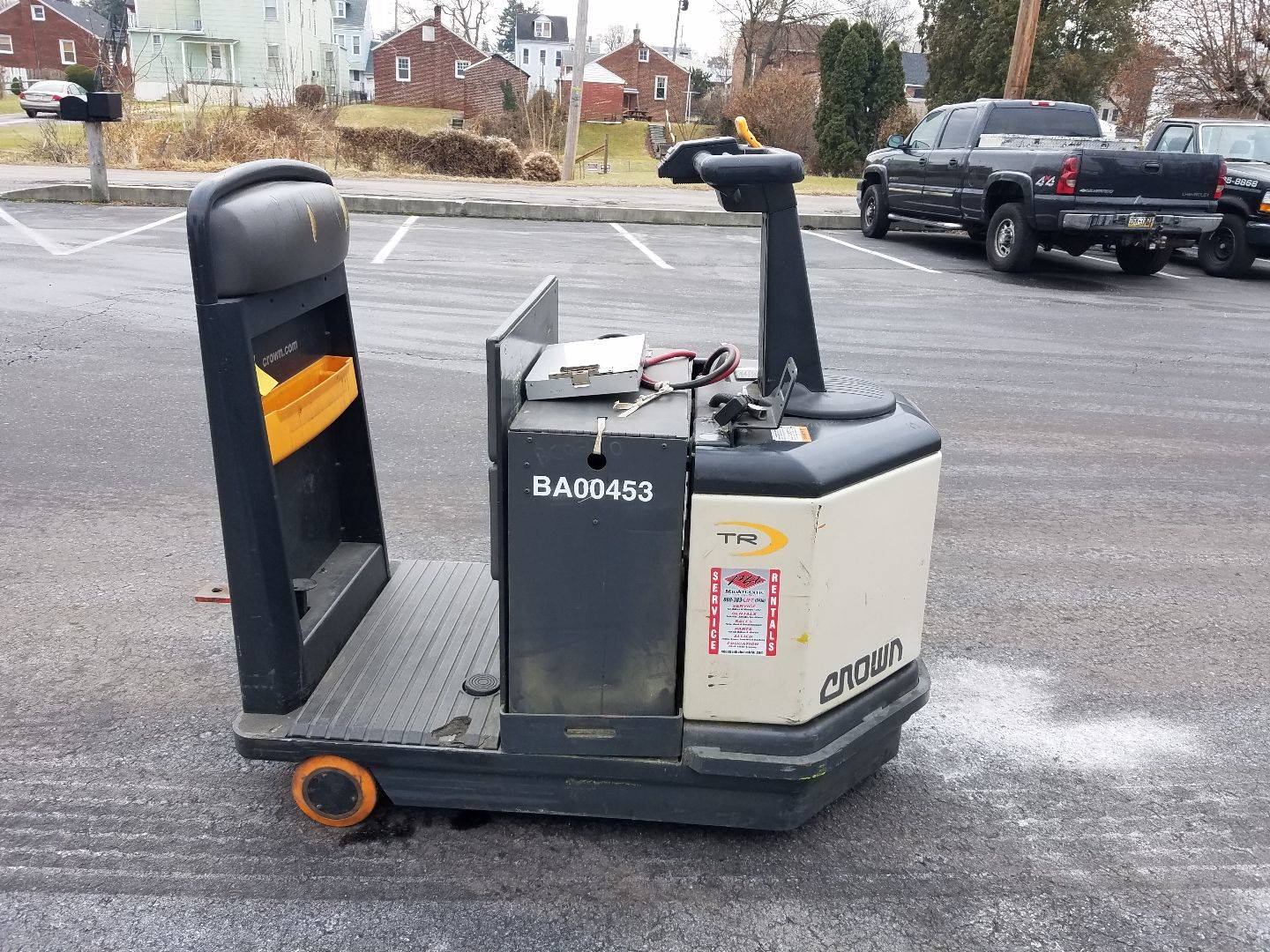 2010 Electric Crown TR3600-200 Tow Tractor