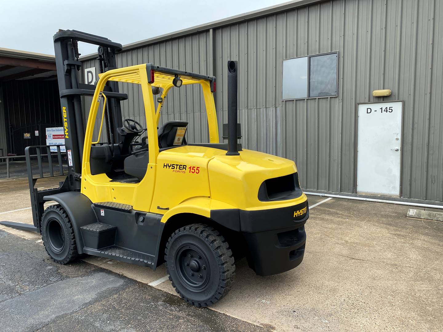 2015 Diesel Hyster H155FT Pneumatic Tire 4 Wheel Sit Down