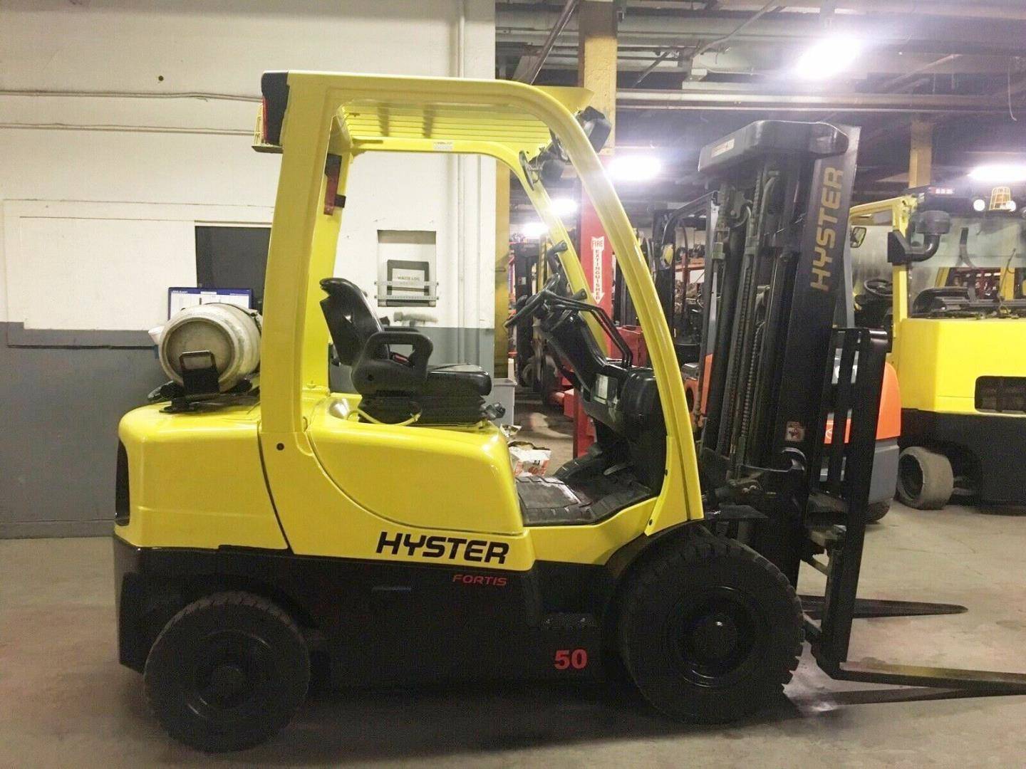 2015 LP Gas Hyster H50FT Pneumatic Tire 4 Wheel Sit Down
