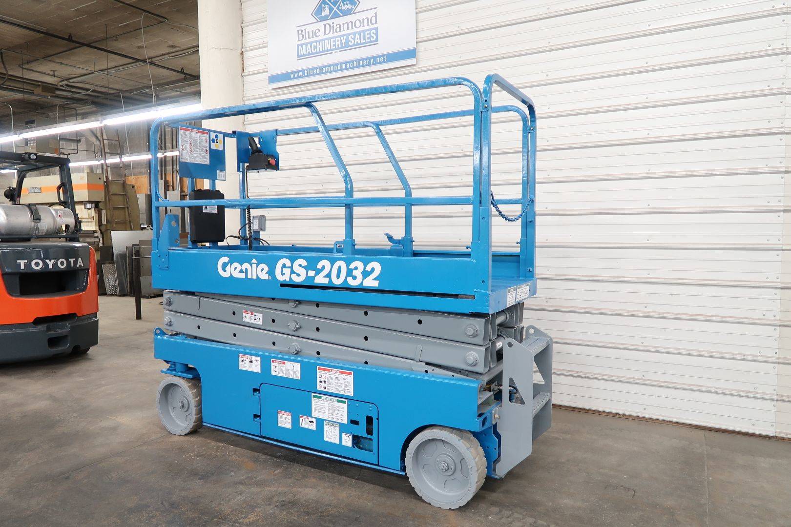 2006 Electric Genie GS-2032 Slab