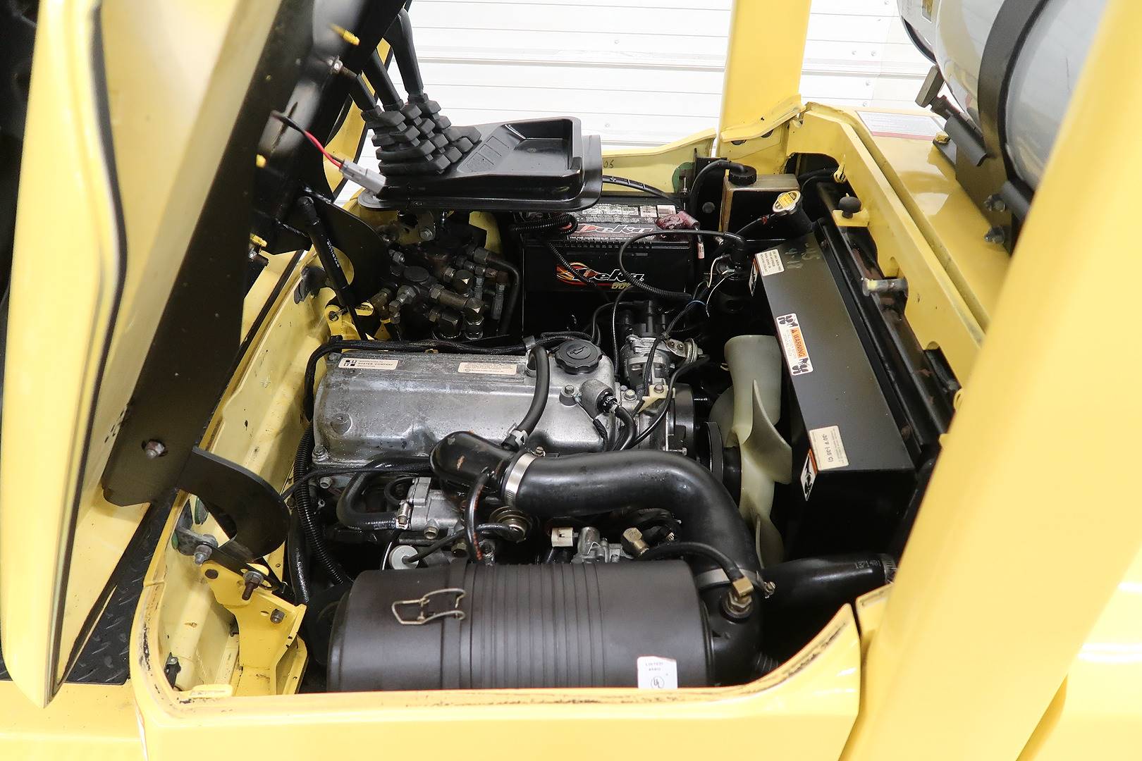 2003 LP Gas Hyster S50XM Cushion Tire 4 Wheel Sit Down (Indoor Warehouse)