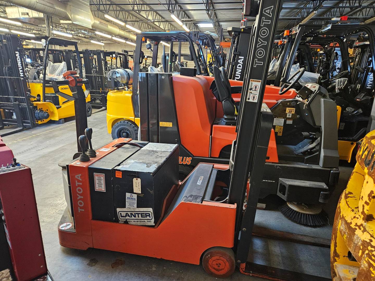 Used Toyota Electric Walkie Counterbalanced Stackers | Over 34 for sale ...