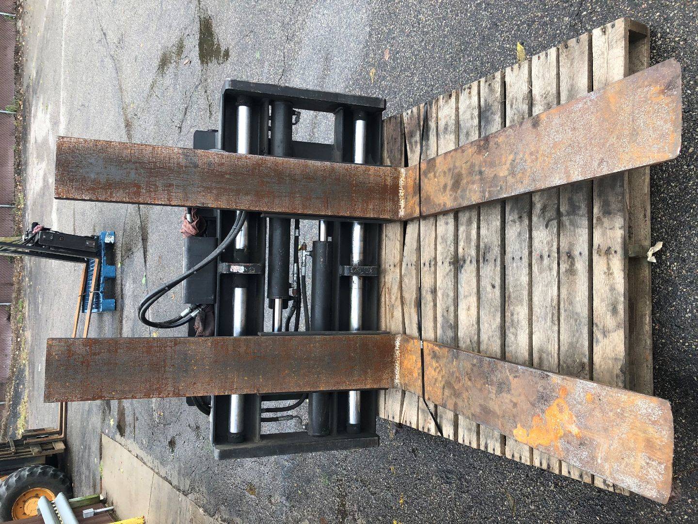 Cascade 100C-FPS-392 Sideshifting Fork Positioner