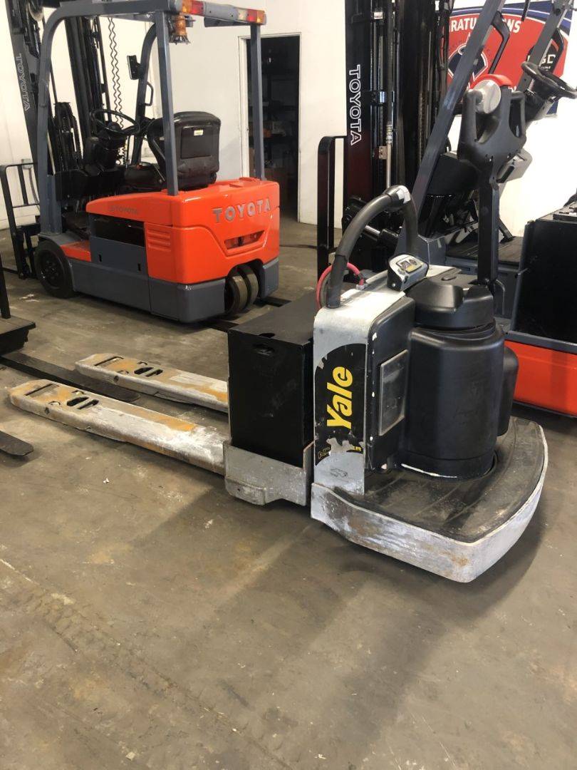 2018 Electric Yale MPE080 Electric Walkie/Rider Pallet Jack