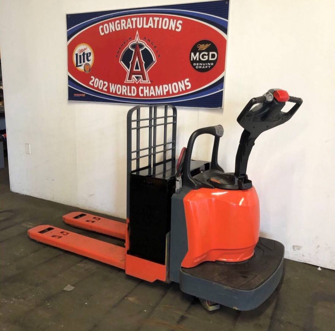 2018 Electric Toyota 8HBE30 Electric Walkie/Rider Pallet Jack