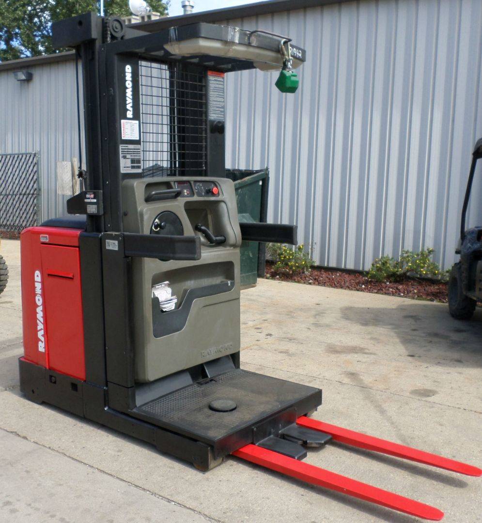 2008 Electric Raymond 540-OPC30TT Electric Order Picker