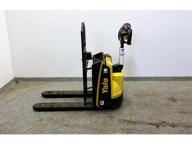 2016 Electric Yale MPB045VG Electric Walkie Pallet Jack