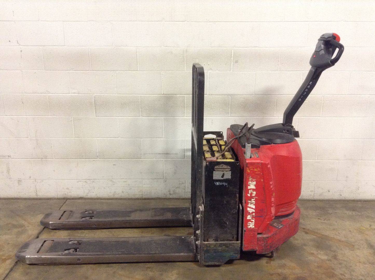 2014 Electric Raymond 8310 Electric Walkie Pallet Jack