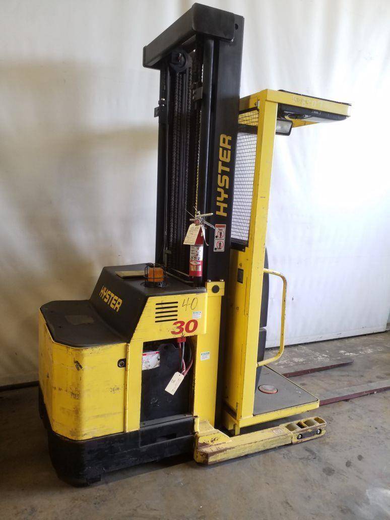 2006 Electric Hyster R30XMS2 Electric Order Picker