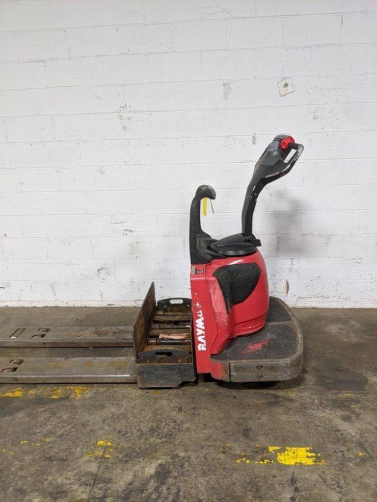 2017 Electric Raymond 8410 Electric Walkie/Rider Pallet Jack