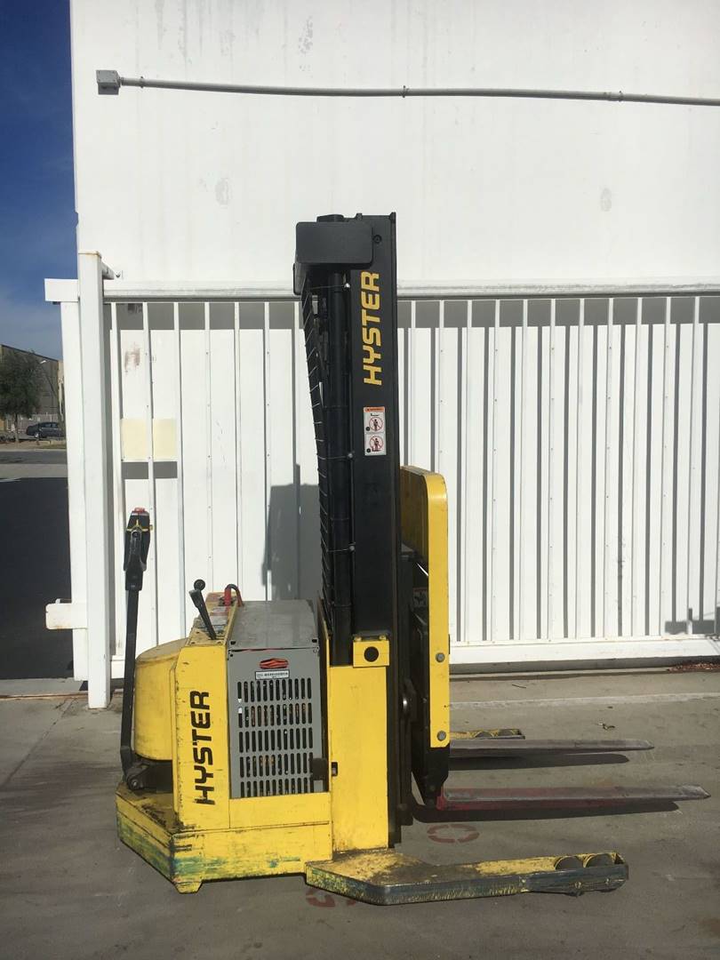 2008 Electric Hyster W30ZR Electric Walkie Straddle Stacker Reach