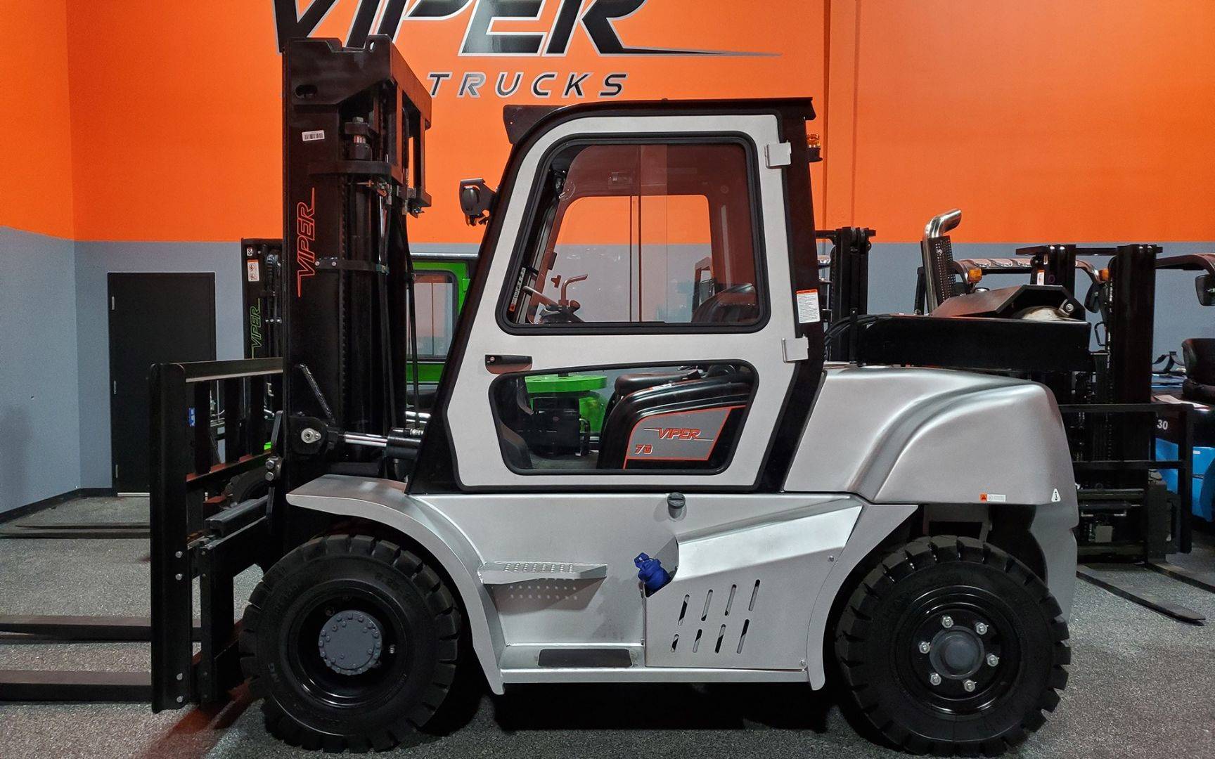 2020 Diesel Viper Lift Trucks FD70 Pneumatic Tire 4 Wheel Sit Down