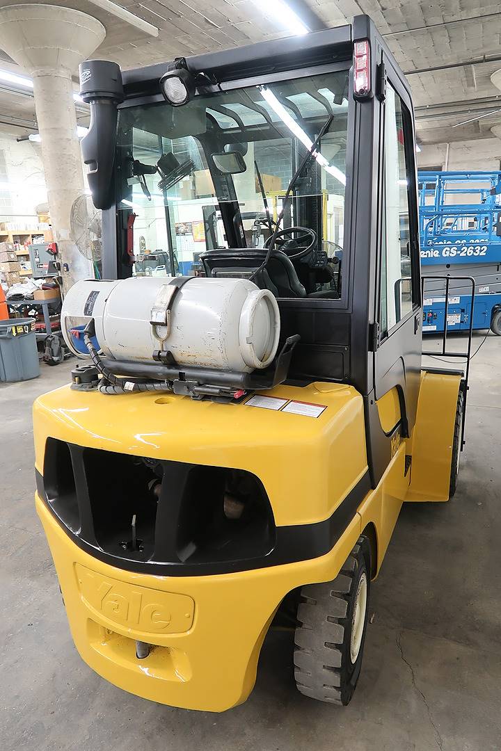 2007 LP Gas Yale GLP060VX Pneumatic Tire 4 Wheel Sit Down