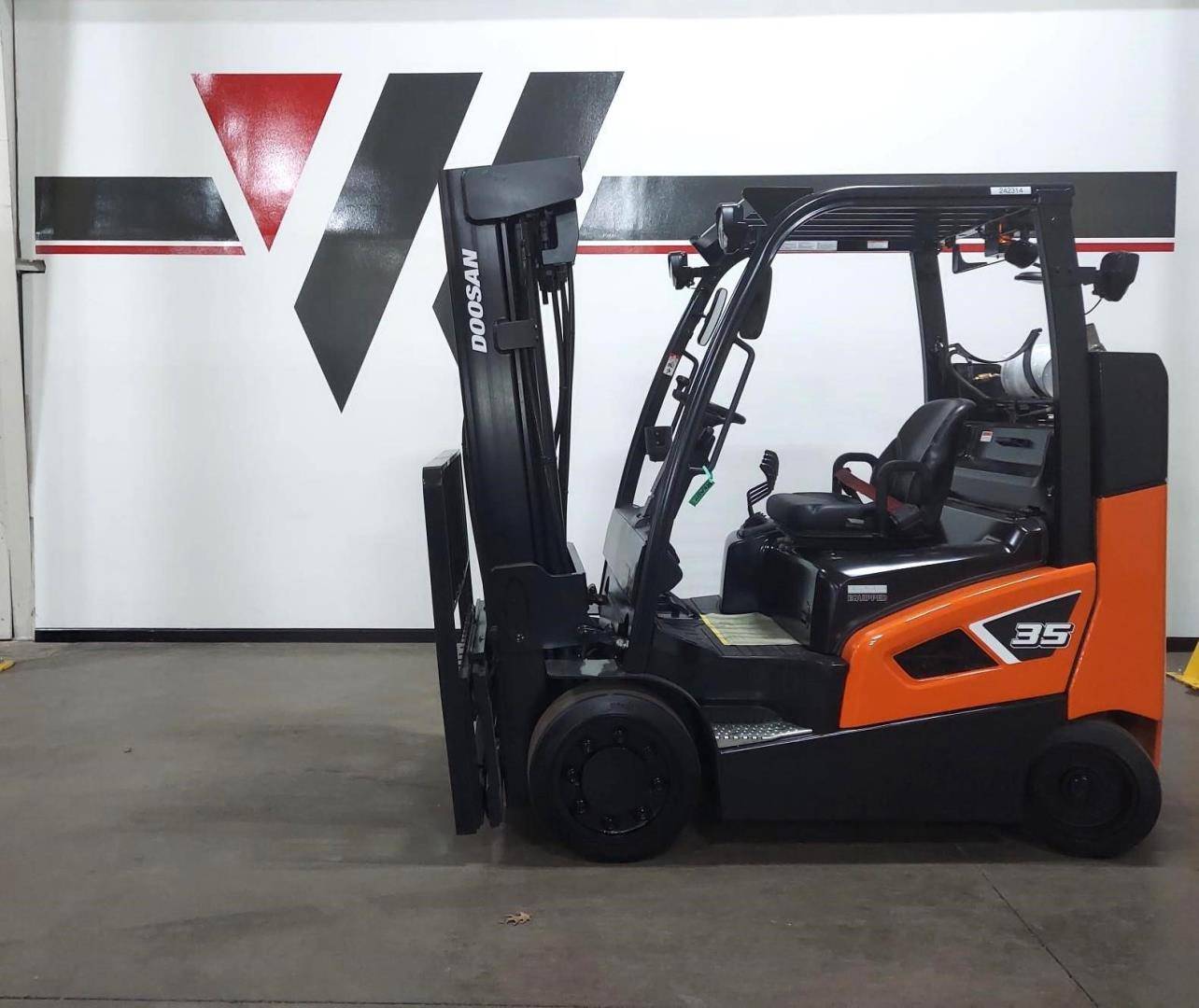 2 Used Doosan gc55s-9 Equipment for Sale