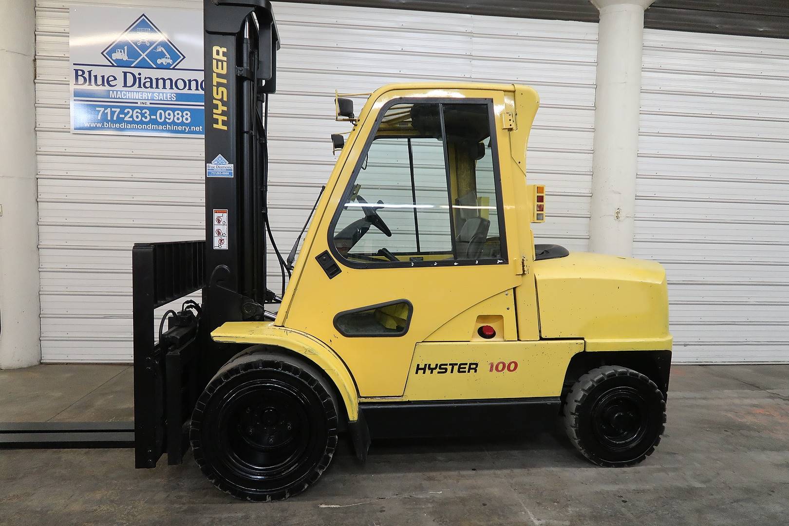 2000 Diesel Hyster H100XM Pneumatic Tire 4 Wheel Sit Down