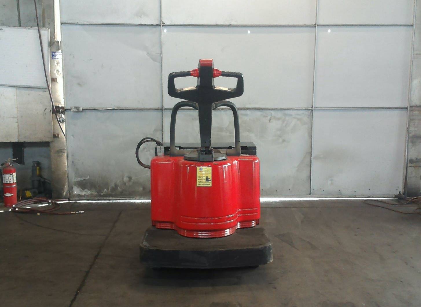 1998 Electric Raymond 112TM-FRE60L Electric Walkie/Rider Pallet Jack