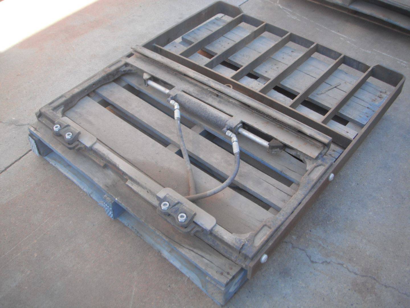 Cascade 65F-SSS-B052 Sideshifter