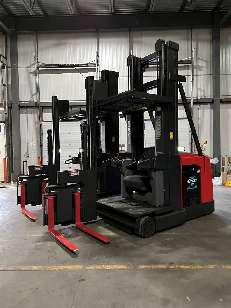 2000 Electric Raymond Electric Man Up Swing Reach Turret | Eliftruck