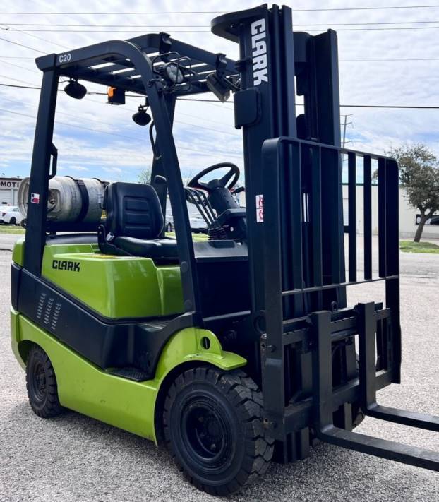 A wide selection of Clark Forklifts with 2 in stock and available for ...