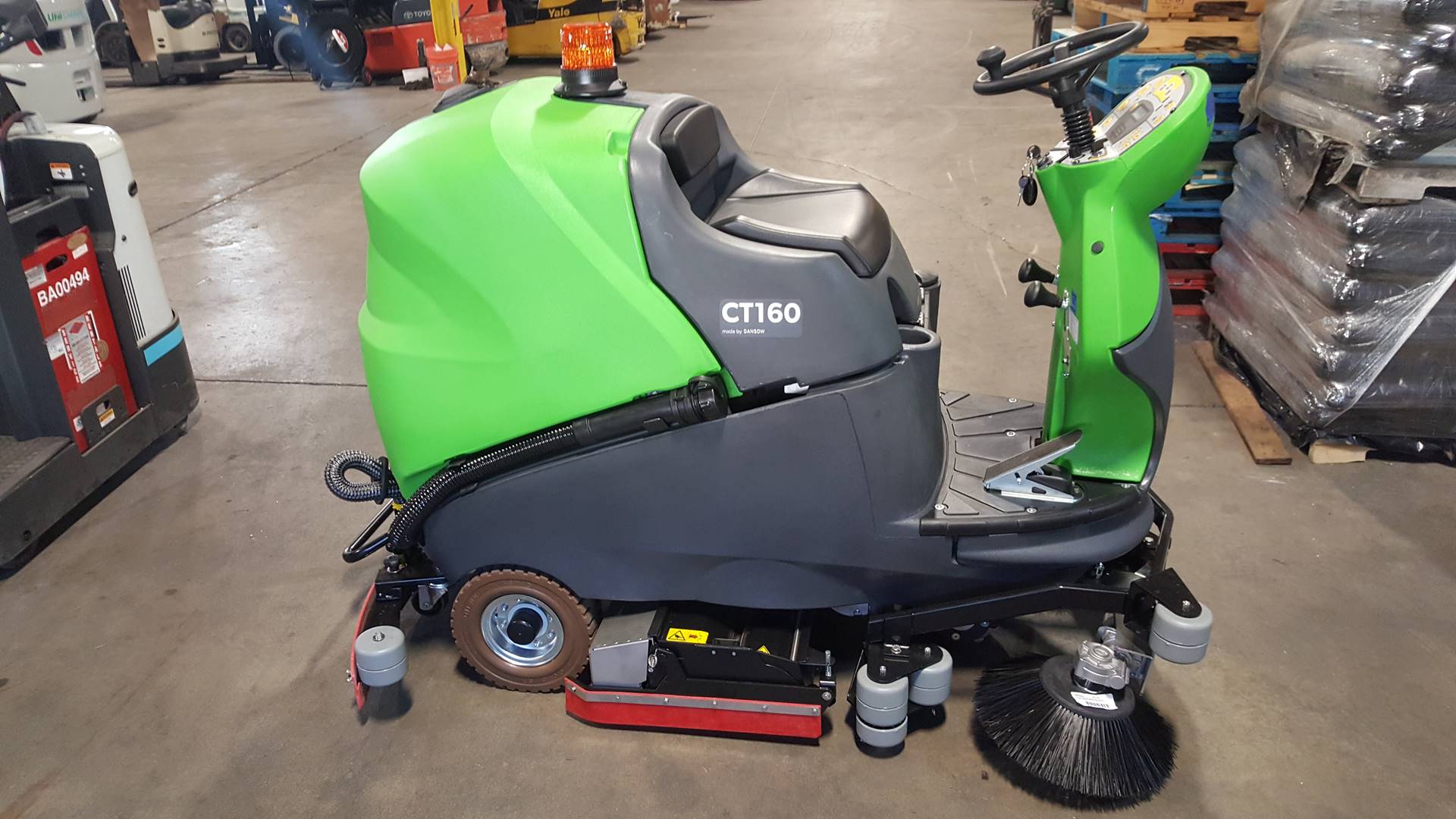 16 Ride-on floor cleaners for Rent