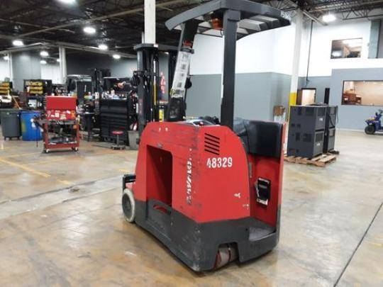 2016 Electric Raymond 425 C40TT Electric Stand Up End Control (Docker)