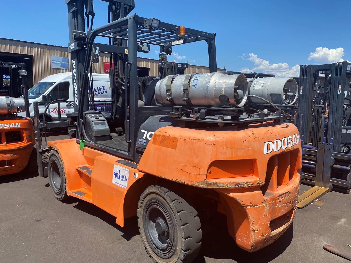2014 LP Gas Doosan G70S-5 Pneumatic Tire 4 Wheel Sit Down