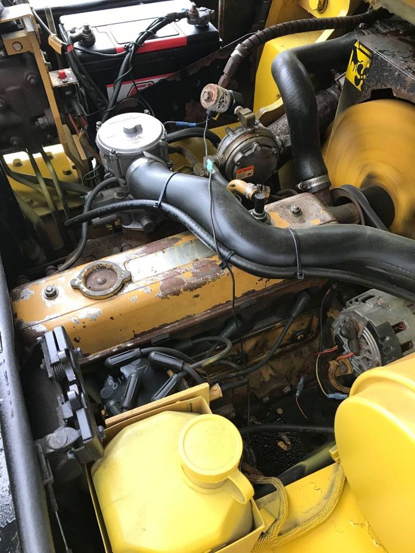 1995 LP Gas Daewoo G25S -2 Pneumatic Tire 4 Wheel Sit Down