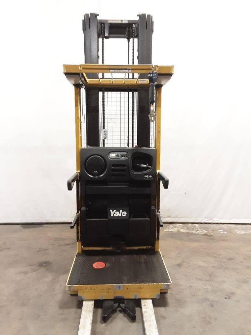 2014 Electric Yale OS030BF Electric Order Picker