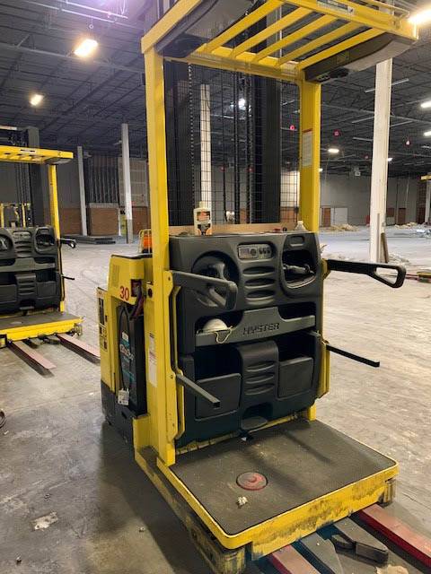 2017 Electric Hyster R30XM3 Electric Order Picker