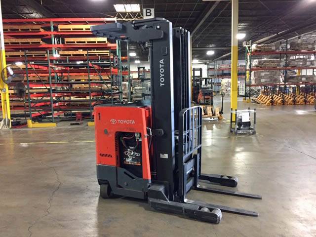 2017 Electric Toyota 9BRU18 Electric Narrow Aisle Single Reach