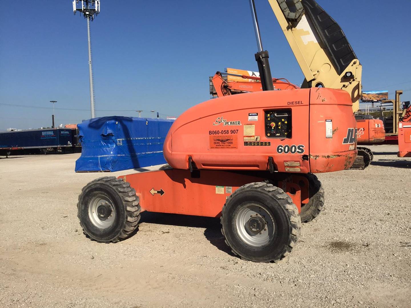 2007 Diesel JLG 600S Telescopic Boom