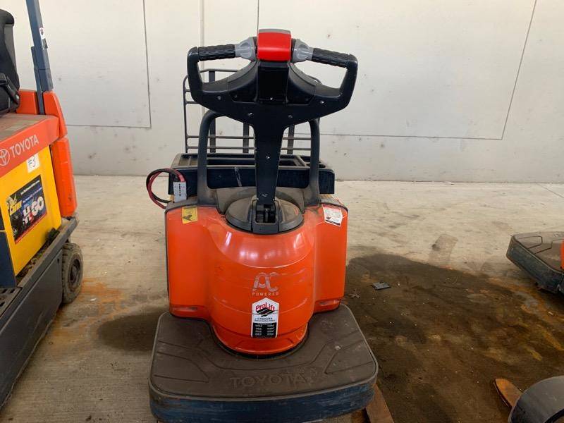 2007 Electric Toyota 8HBE30 Electric Walkie/Rider Pallet Jack