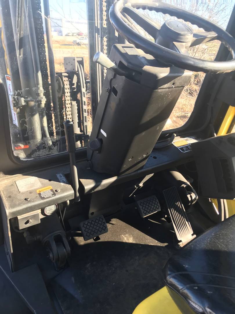LP Gas Daewoo G30P-3 Pneumatic Tire 4 Wheel Sit Down
