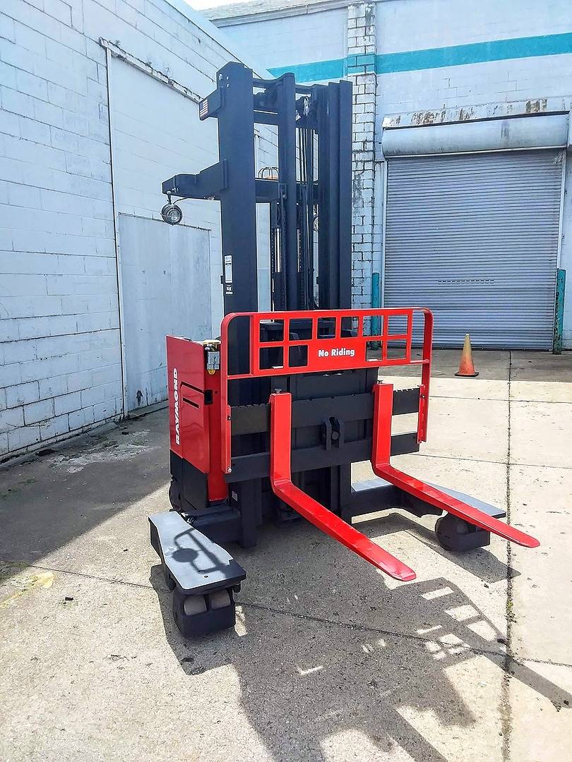 2002 Electric Raymond EASI 4D-R45TT Multi Directional IC & Electric ...