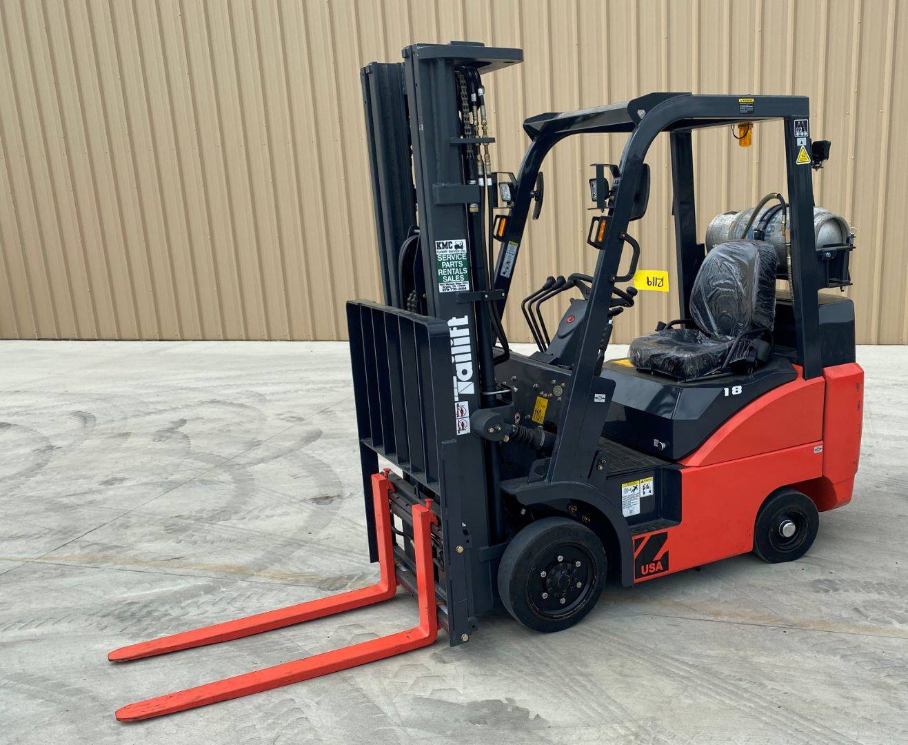 2020 LP Gas Tailift ZFG35 Cushion Tire 4 Wheel Sit Down (Indoor Warehouse)