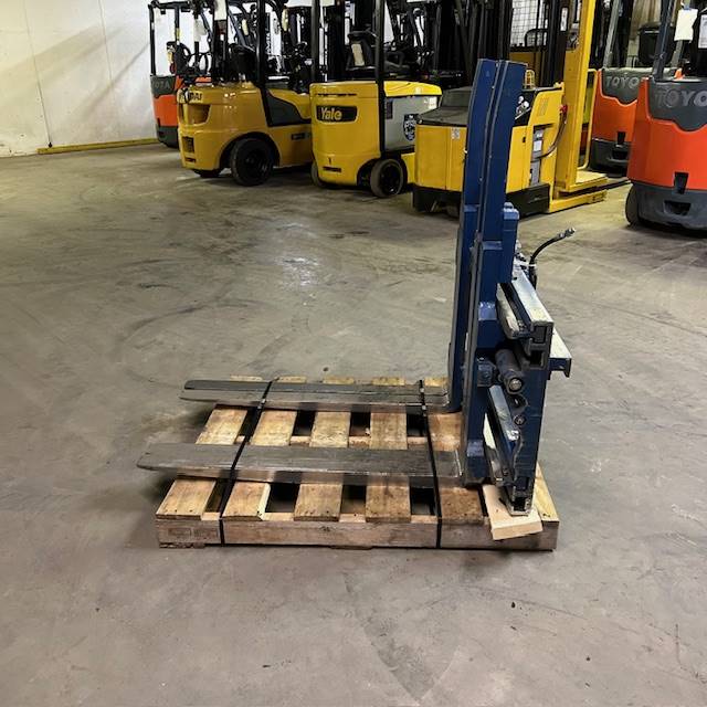 A wide selection of Rightline Forklift attachments with 21 in stock and ...