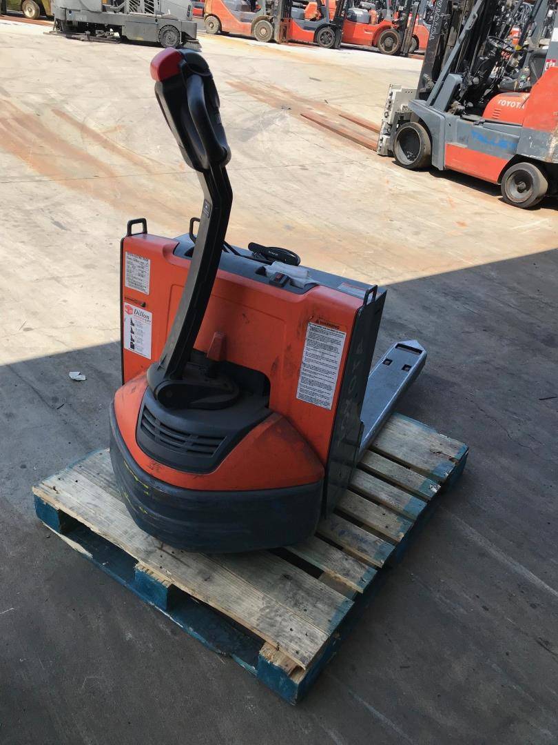 2016 Electric Toyota 8HBW23 Electric Walkie Pallet Jack