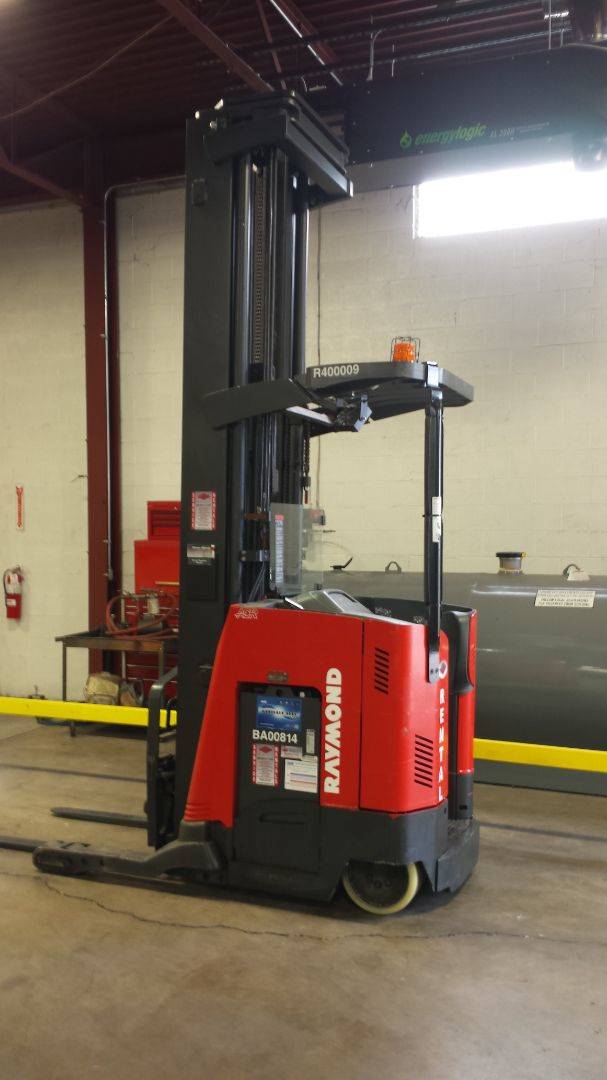 2009 Electric Raymond 7400-R45TT Electric Narrow Aisle Single Reach