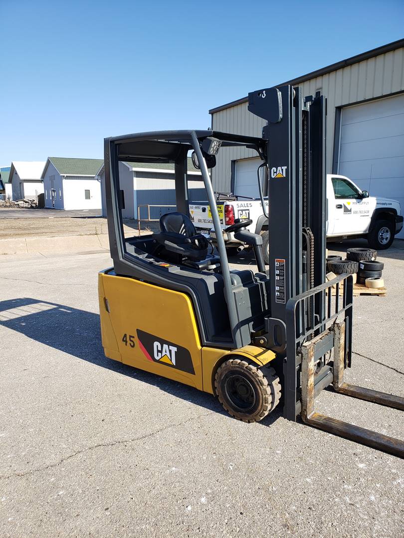 2014 Electric Cat 2ET4000-48V Electric 3 Wheel Sit Down
