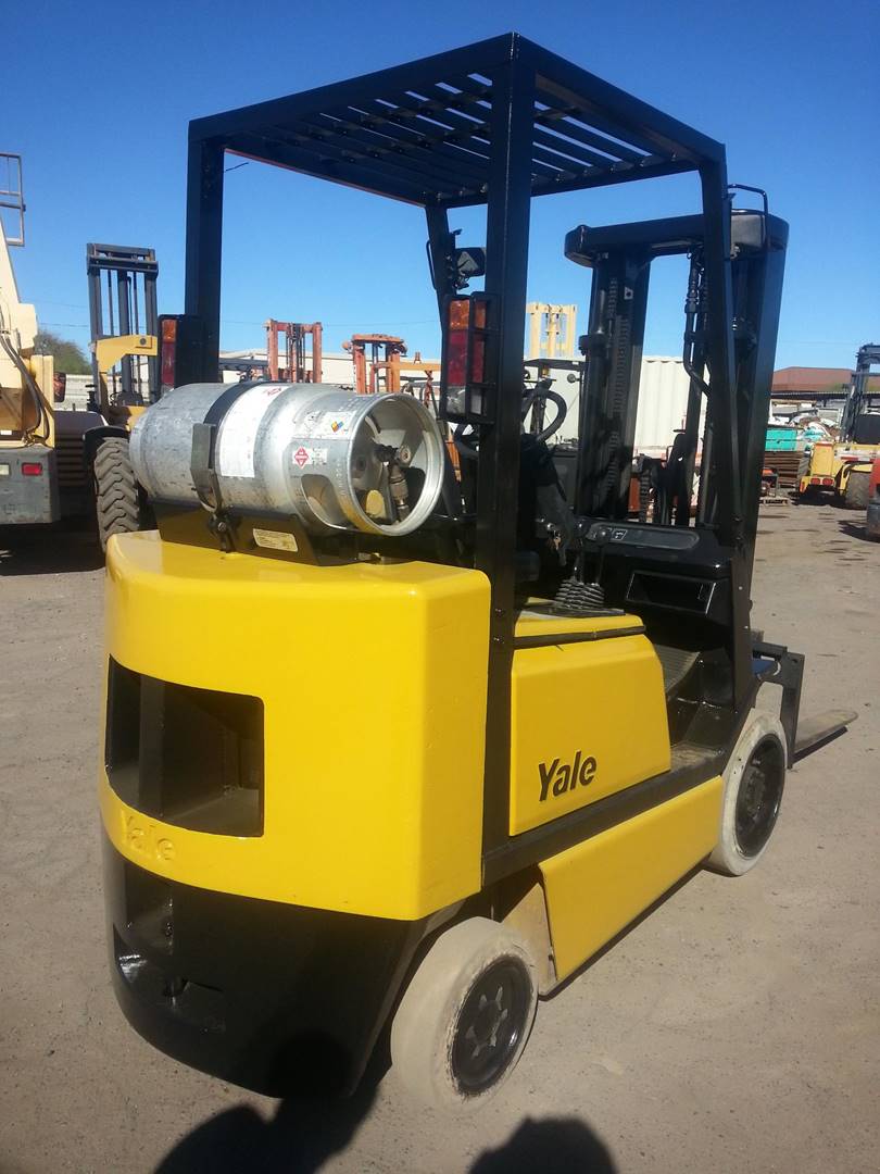 LP Gas Yale GLC050 Cushion Tire 4 Wheel Sit Down (Indoor Warehouse)