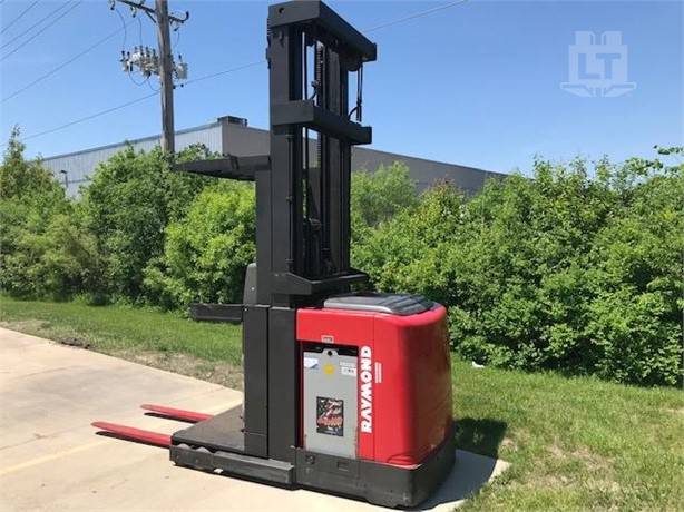 2013 Electric Raymond 560-OPC30TT Electric Order Picker