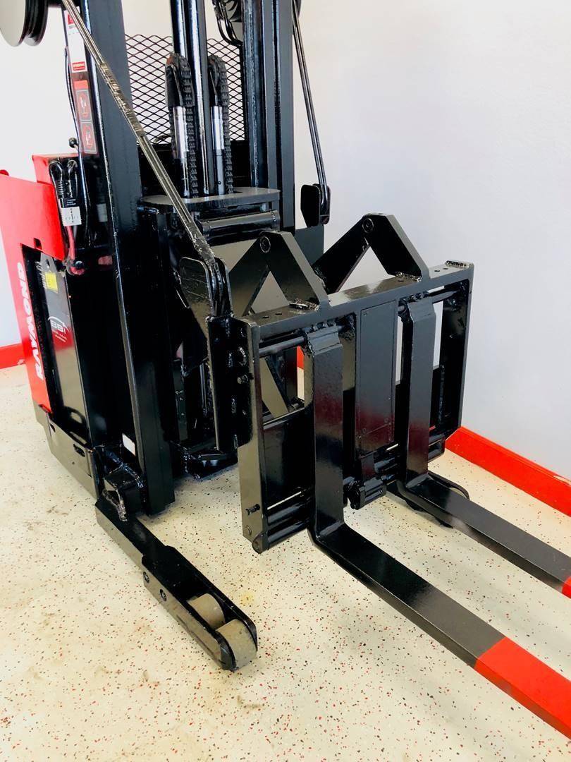 2000 Electric Raymond 20R30TT Electric Narrow Aisle Single Reach