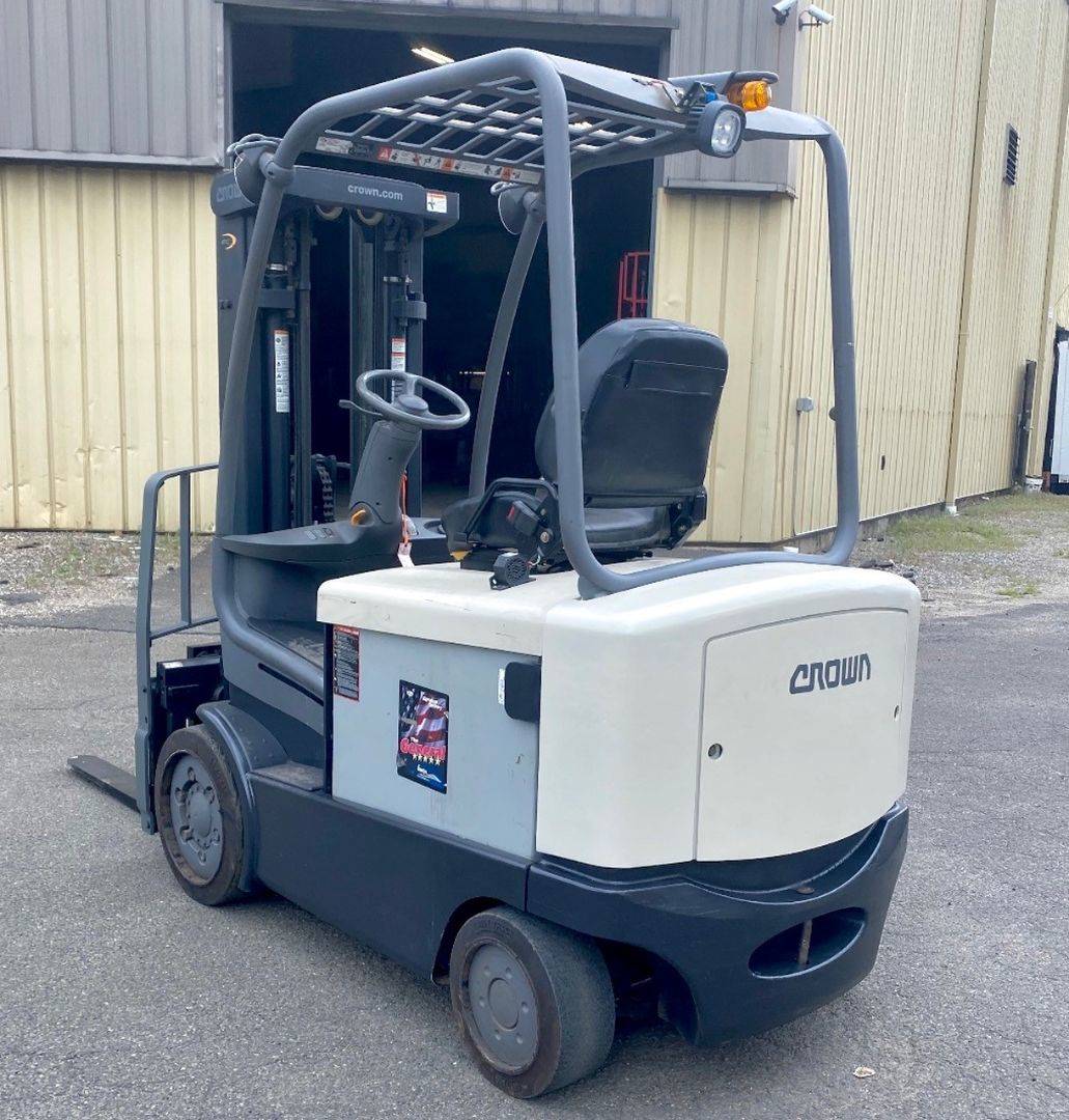 2003 Electric Crown FC4020-60TT180 Electric 4 Wheel Sit Down