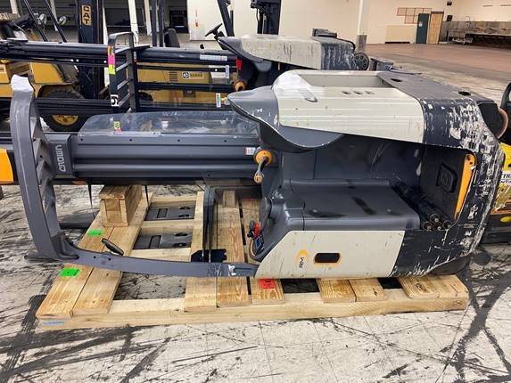 2012 Electric Crown RM6025-45 Electric Narrow Aisle Single Reach